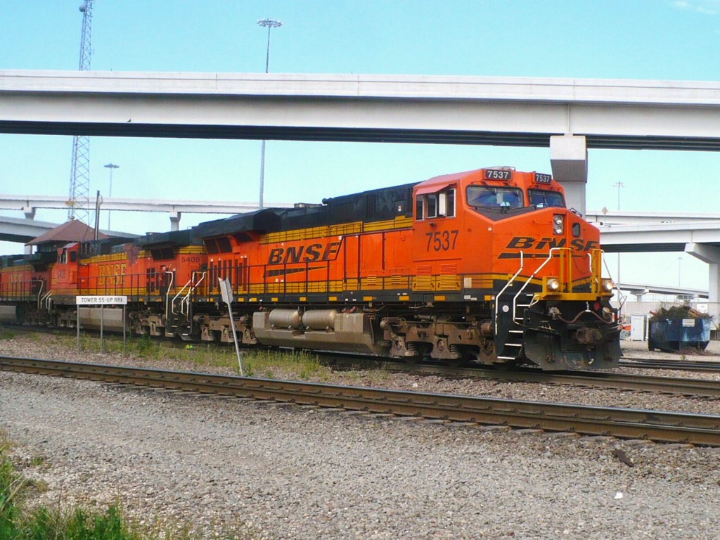 BNSF 7537